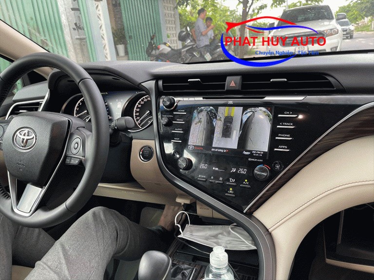 Camera 360 độ xe Toyota Camry - Phát Huy Auto